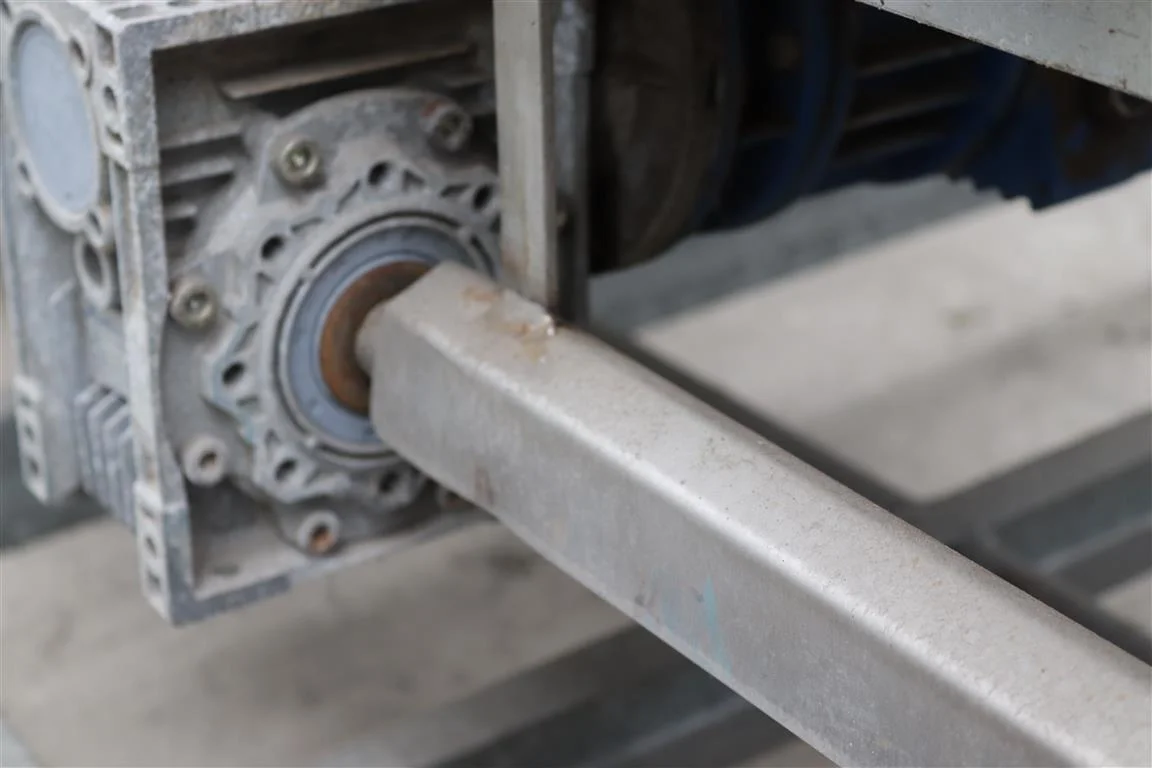 Dofra planting machine for soil blocks • Duijndam Machines