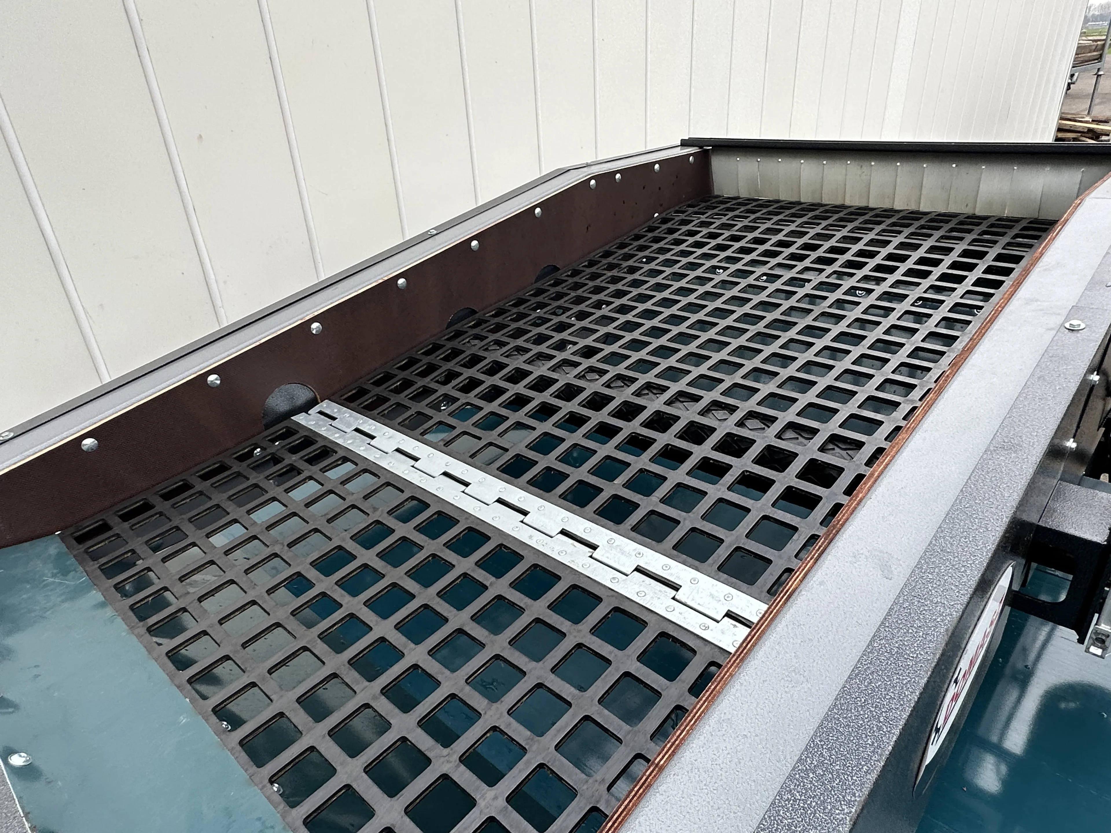 Domasz web grader belt sorting machine • Duijndam Machines