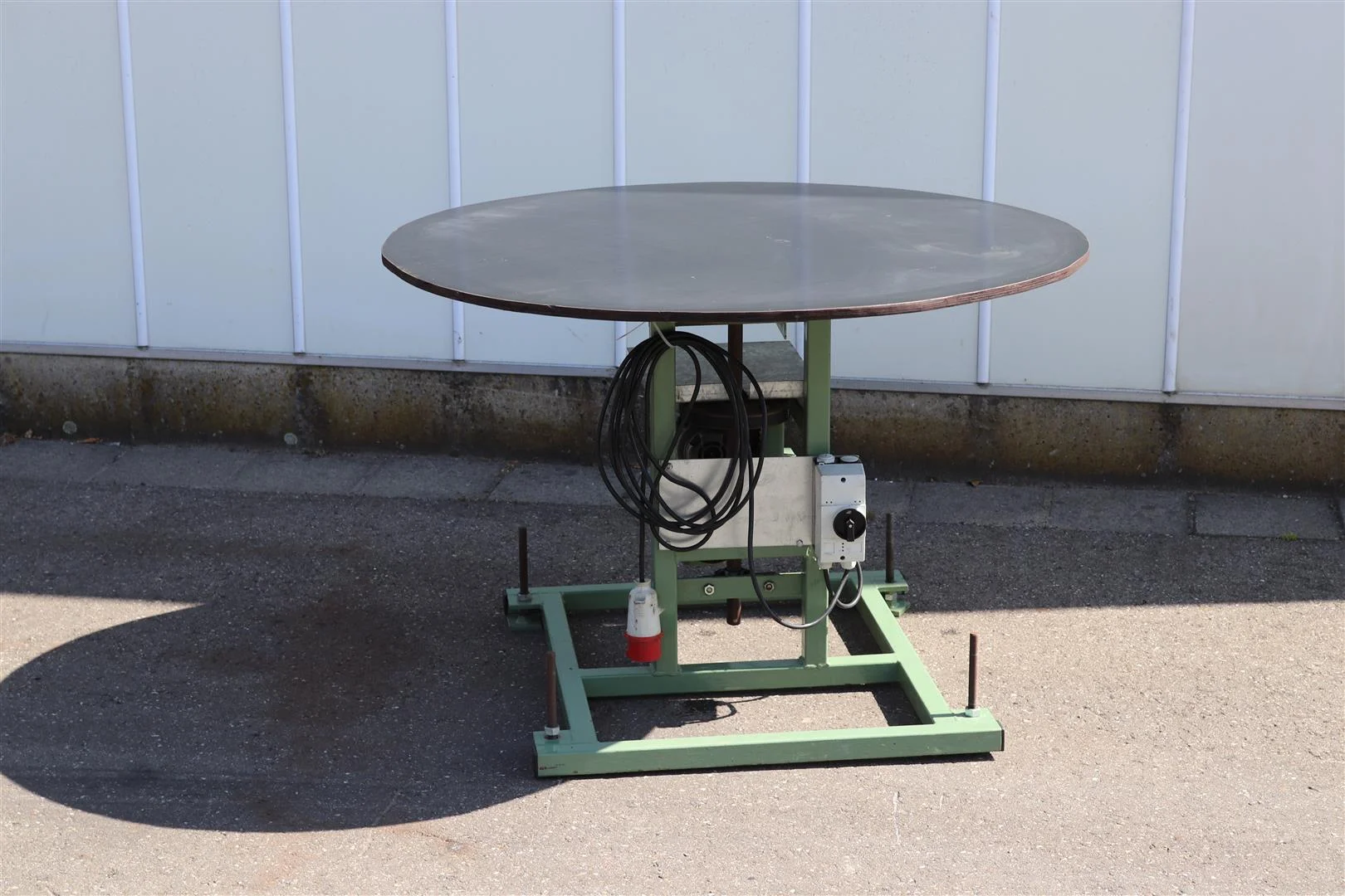 Turn table – rotary table Ø 120cm • Duijndam Machines