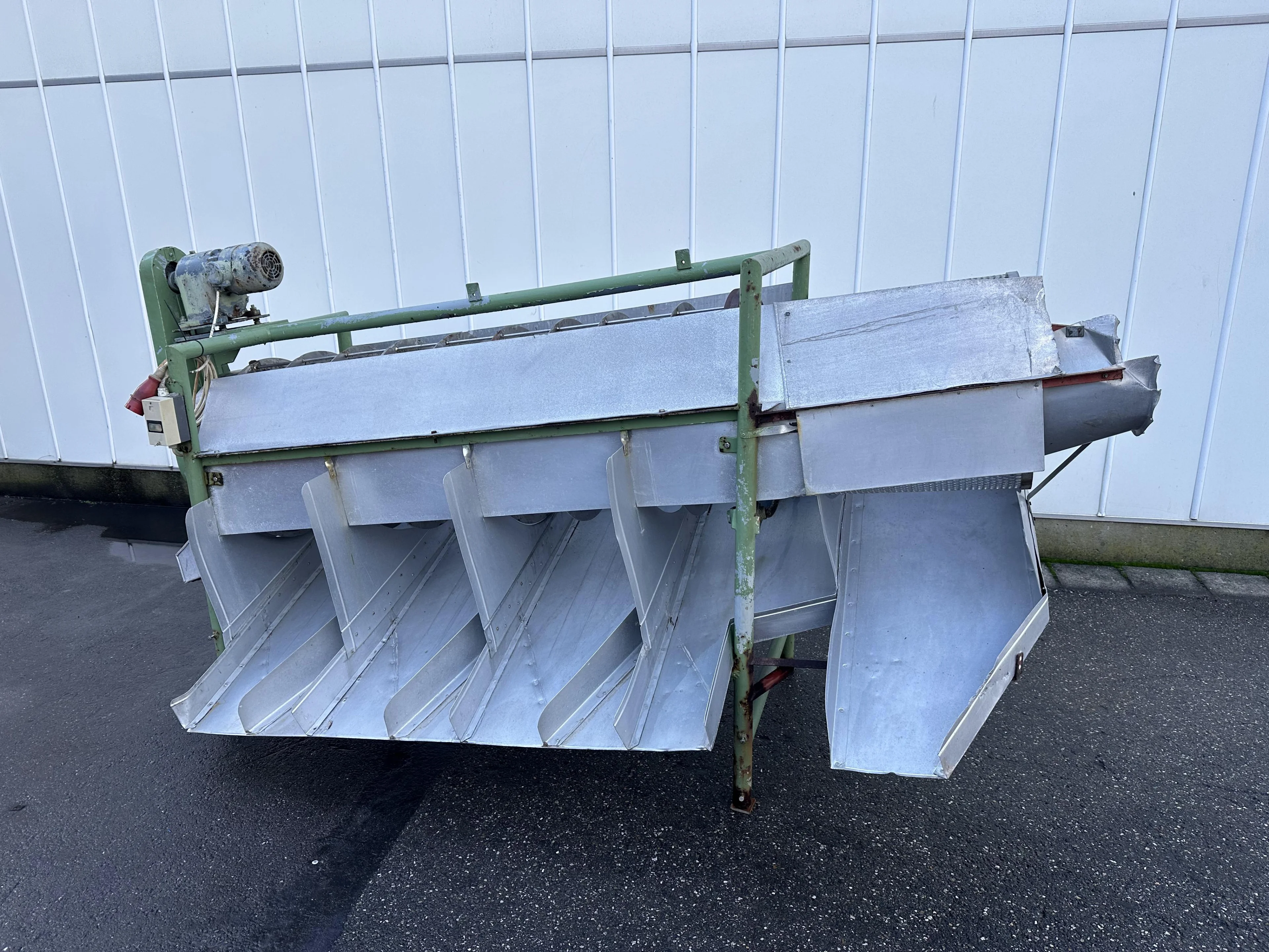 Drum sorter used for mushrooms • Duijndam Machines