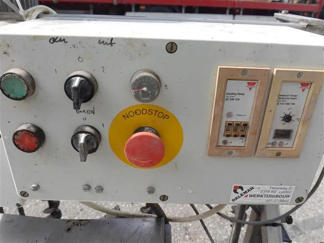 DWO planting machine with drills • Duijndam Machines