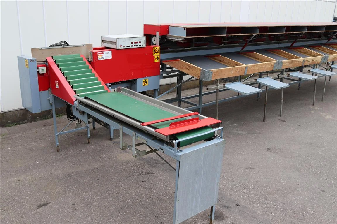 Aweta E8 sorting machine for cucumbers • Duijndam Machines