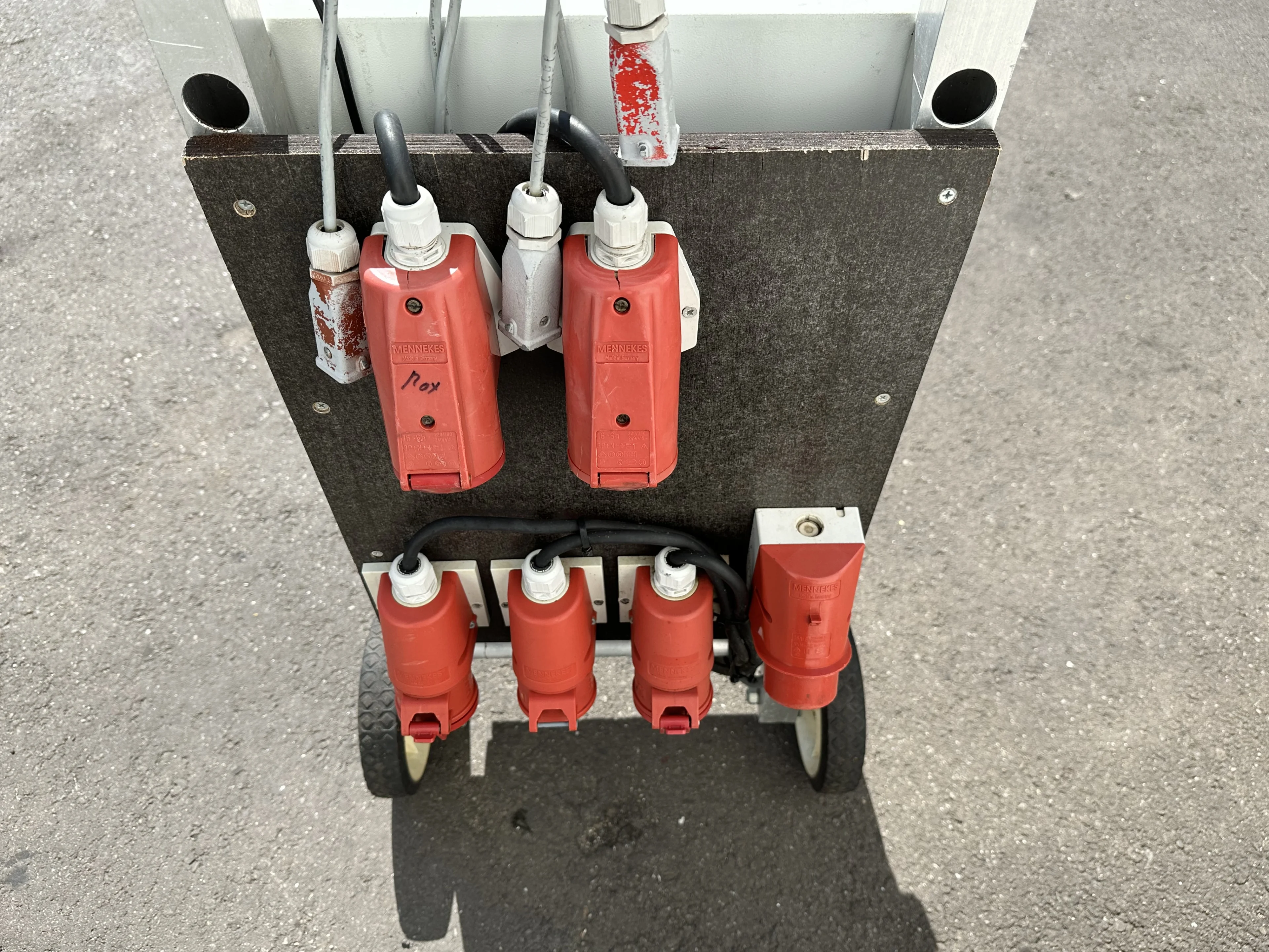 Ed Schalke remote control for conveyors • Duijndam Machines