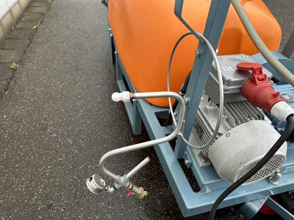 Empas 50-50- 600E Georgia (T55) spraying wagon with hosereel • Duijndam ...