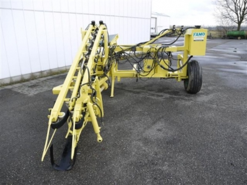 Famo topbeltlifter for plants / trees • Duijndam Machines