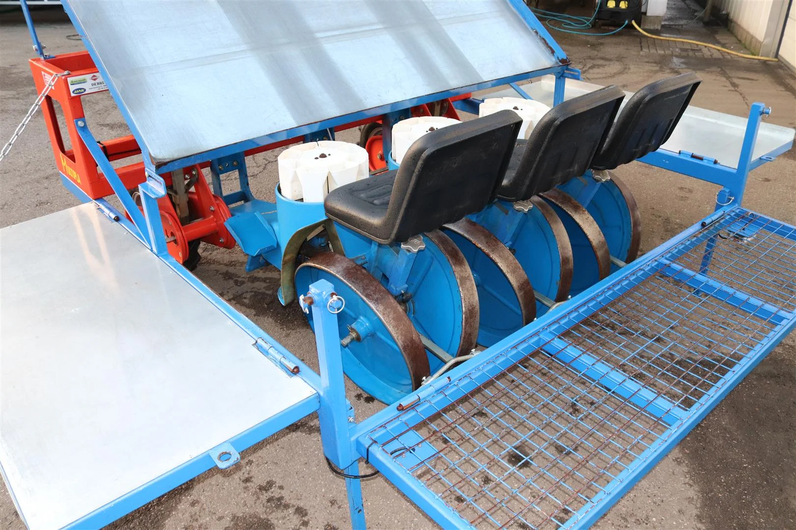 Ferrari planting machine 3 rows • Duijndam Machines