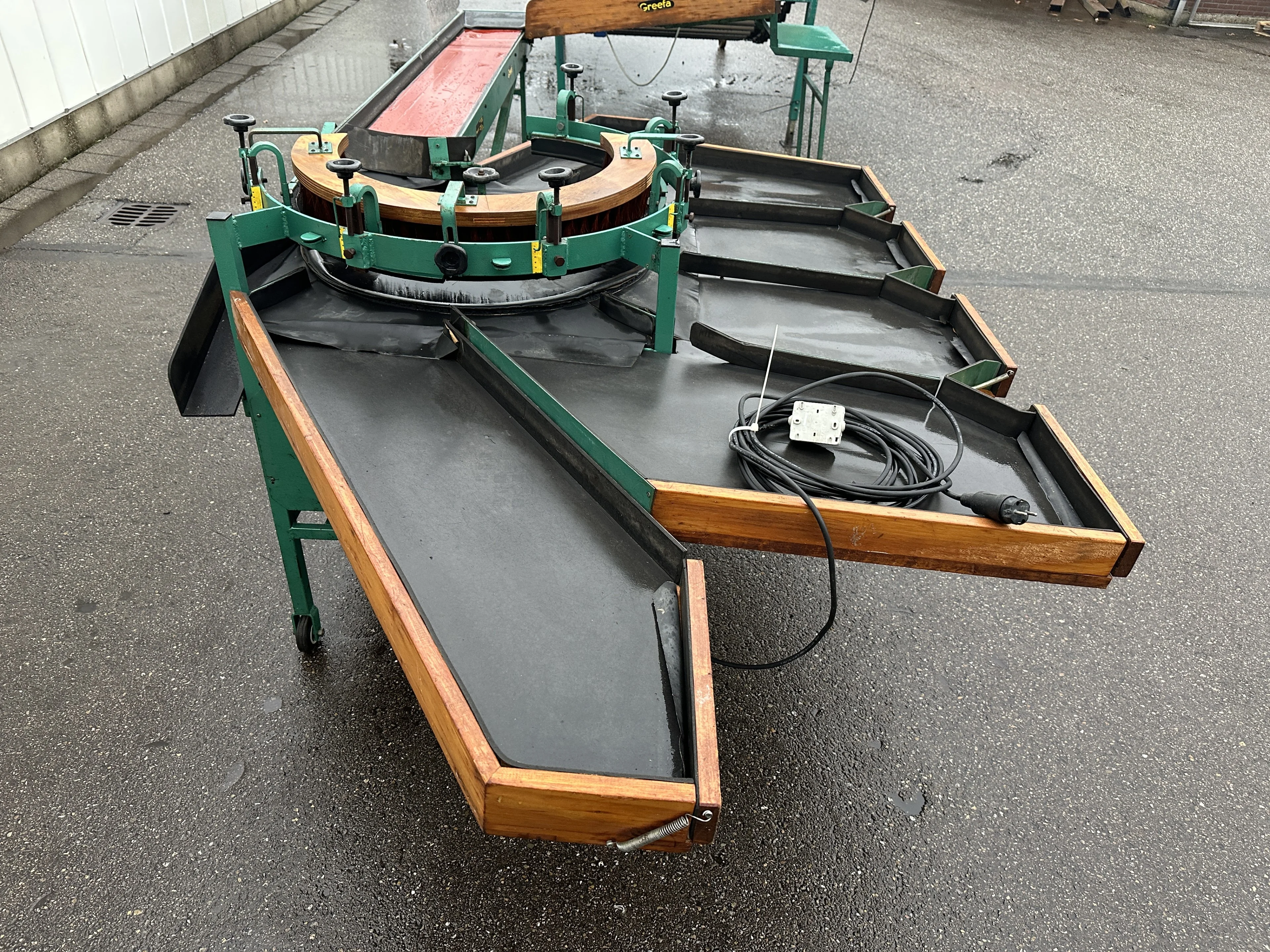 Greefa A3 apple & fruit sorting machine • Duijndam Machines