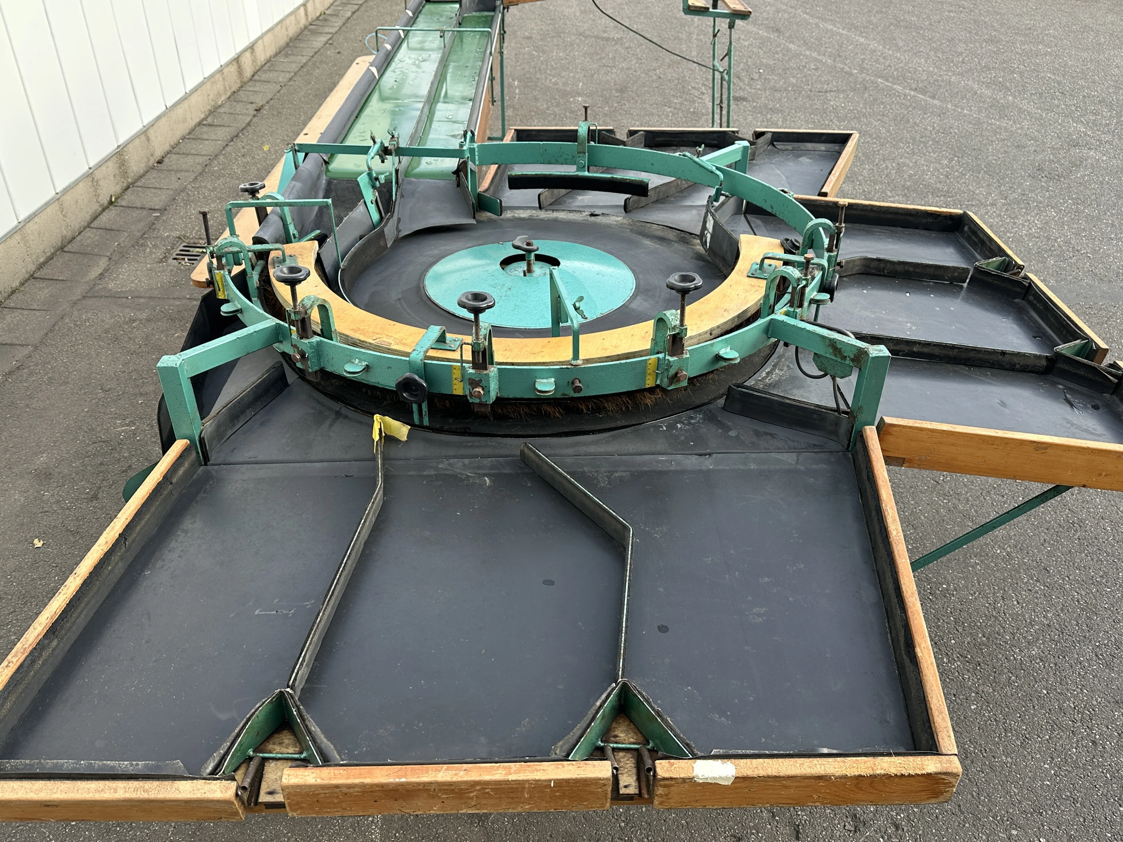 Greefa A4 apple & fruit sorting machine • Duijndam Machines