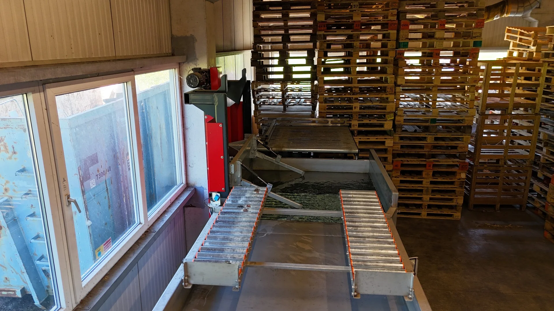 Greefa CombiSort apple & fruit sorting machine 2 line with water dumper ...