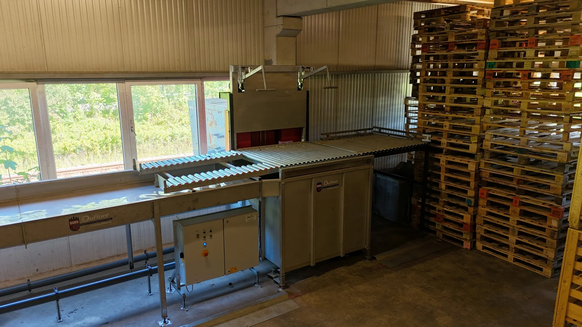 Greefa CombiSort apple & fruit sorting machine 2 line with water dumper ...