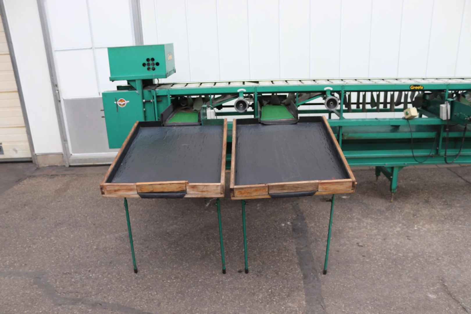 Greefa mechanical weight grader for apples and tomatoes • Duijndam Machines