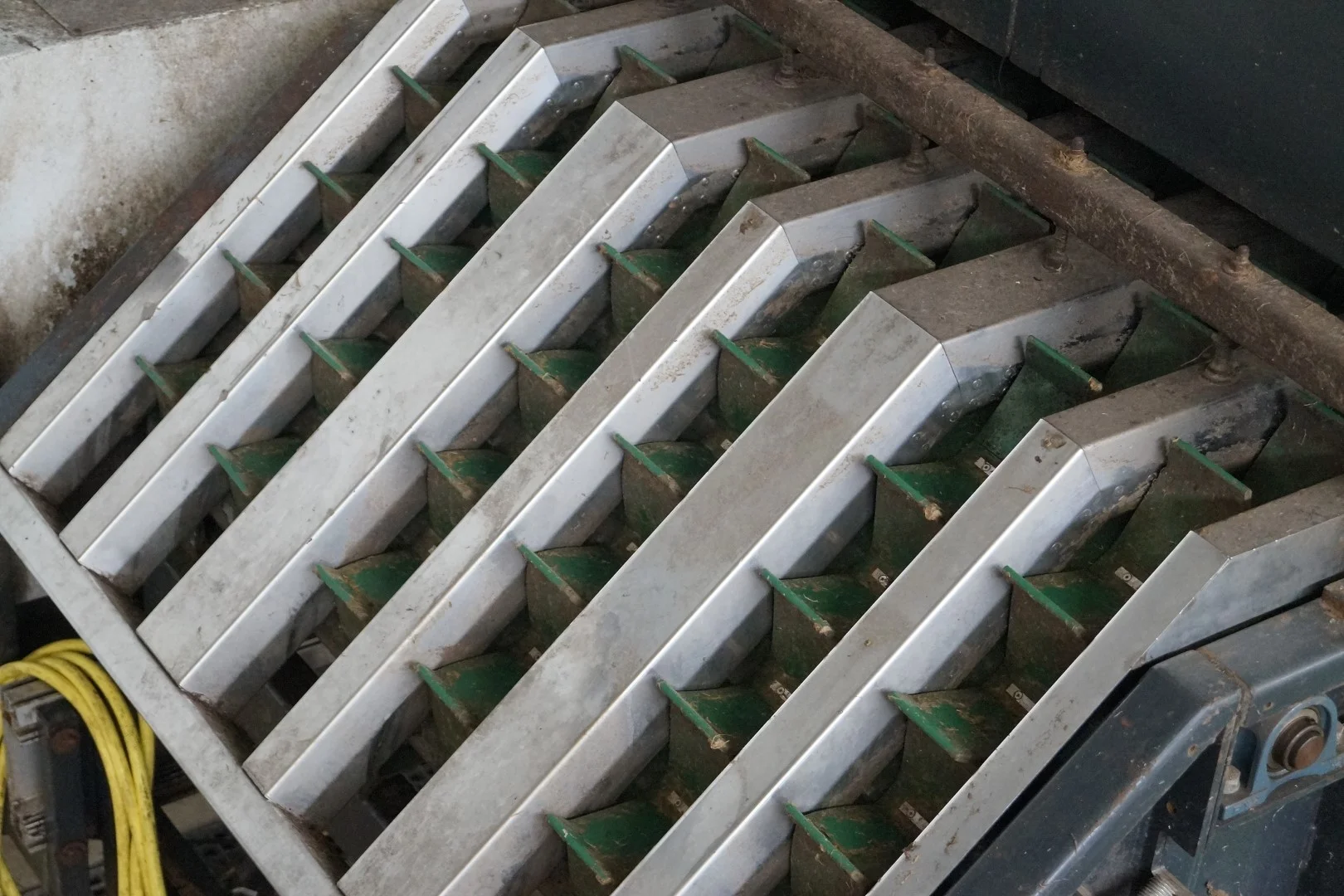 Greefa Geosort weight grader for flower bulbs, garlic or onions ...