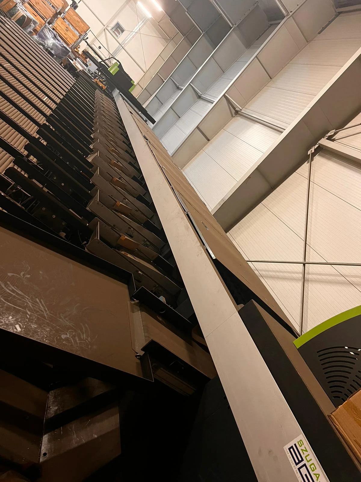 Greefa SMART SORT tomato sorting machine with 21 sortings • Duijndam ...