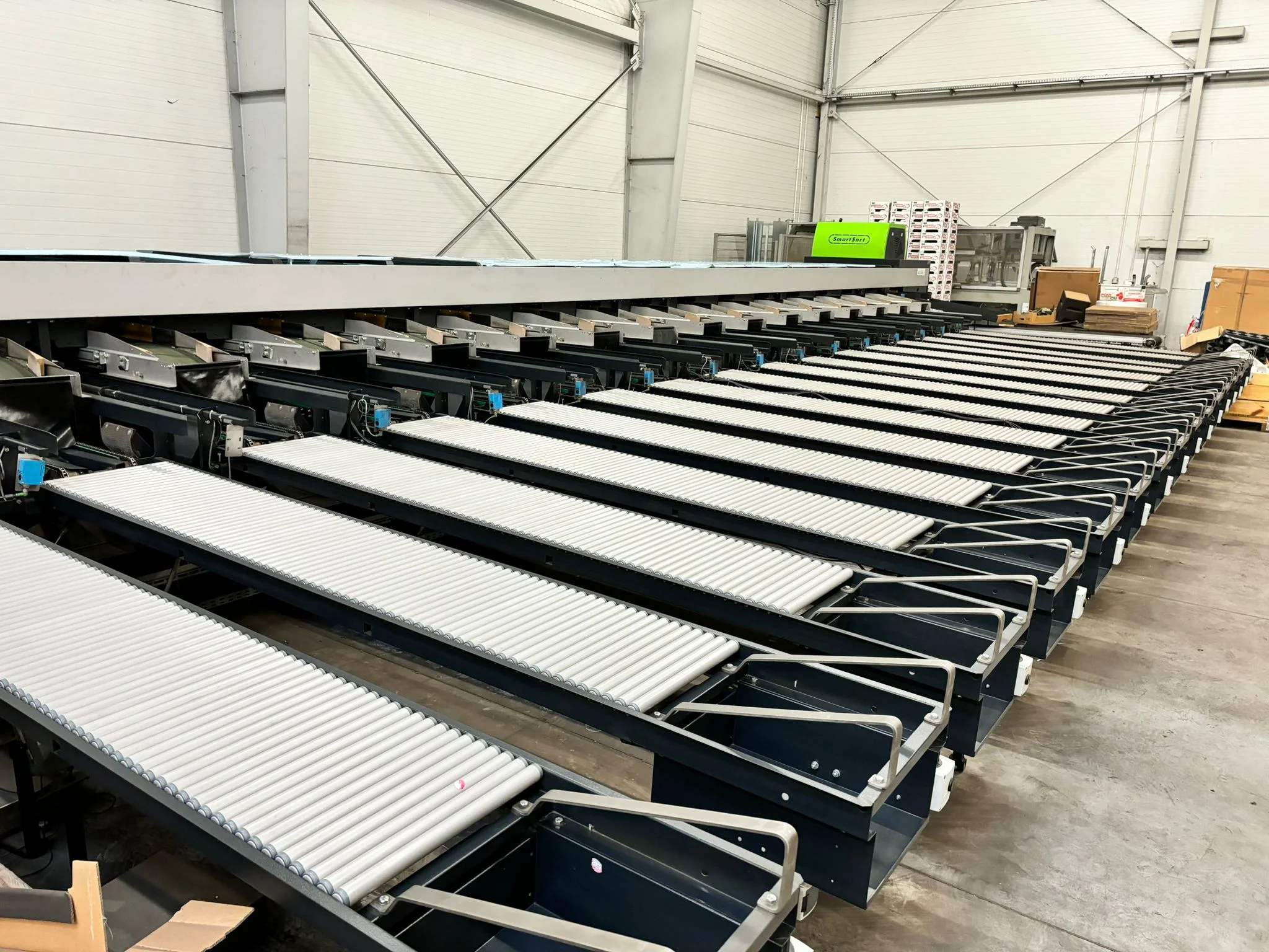 Greefa SMART SORT tomato sorting machine with 21 sortings • Duijndam ...