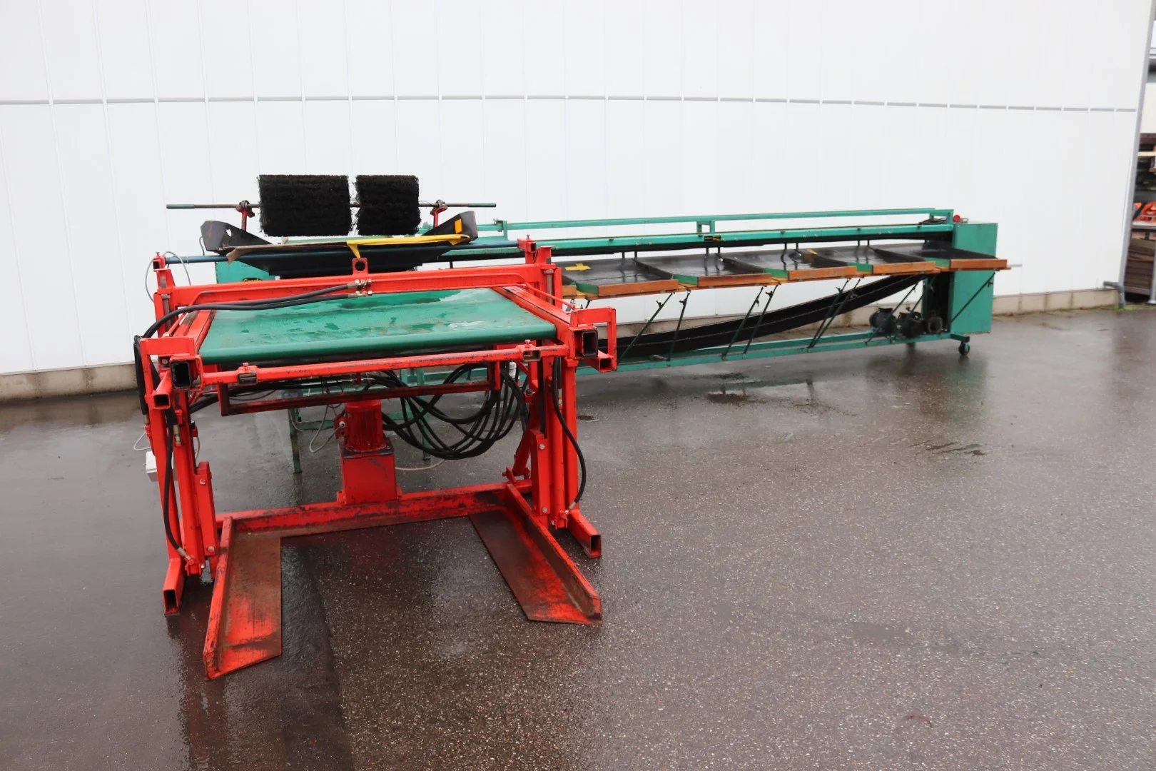 Greefa Universal fruitgrader for pears or apples • Duijndam Machines