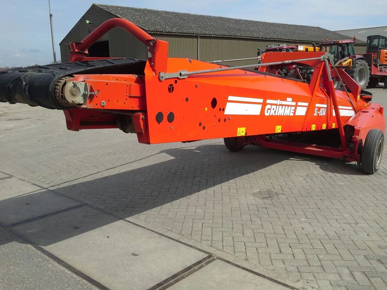 Grimme store loader for potato and onions storage • Duijndam Machines