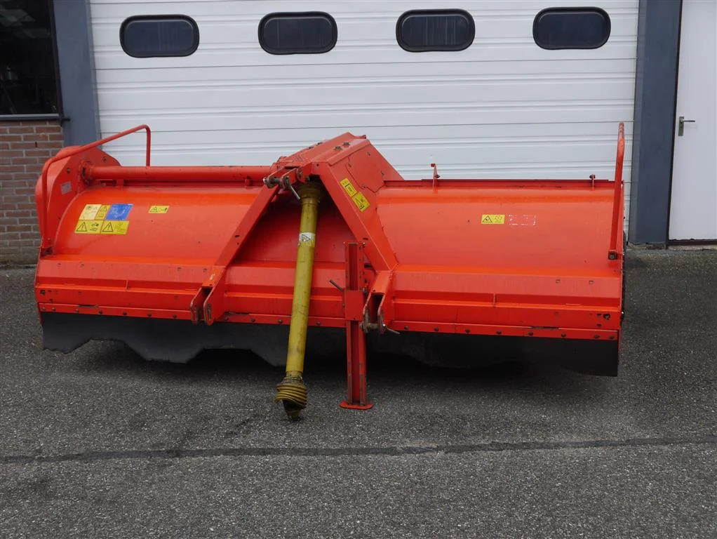 Grimme KS 75-4 haulm topper • Duijndam Machines