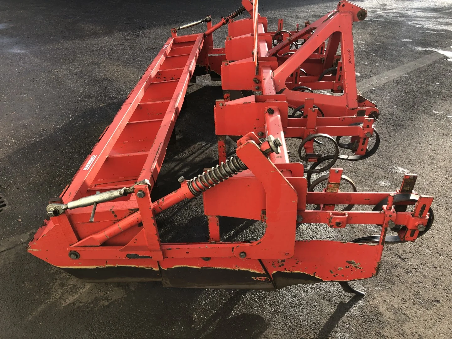 Grimme potato ridge former for great even-formed ridge • Duijndam Machines