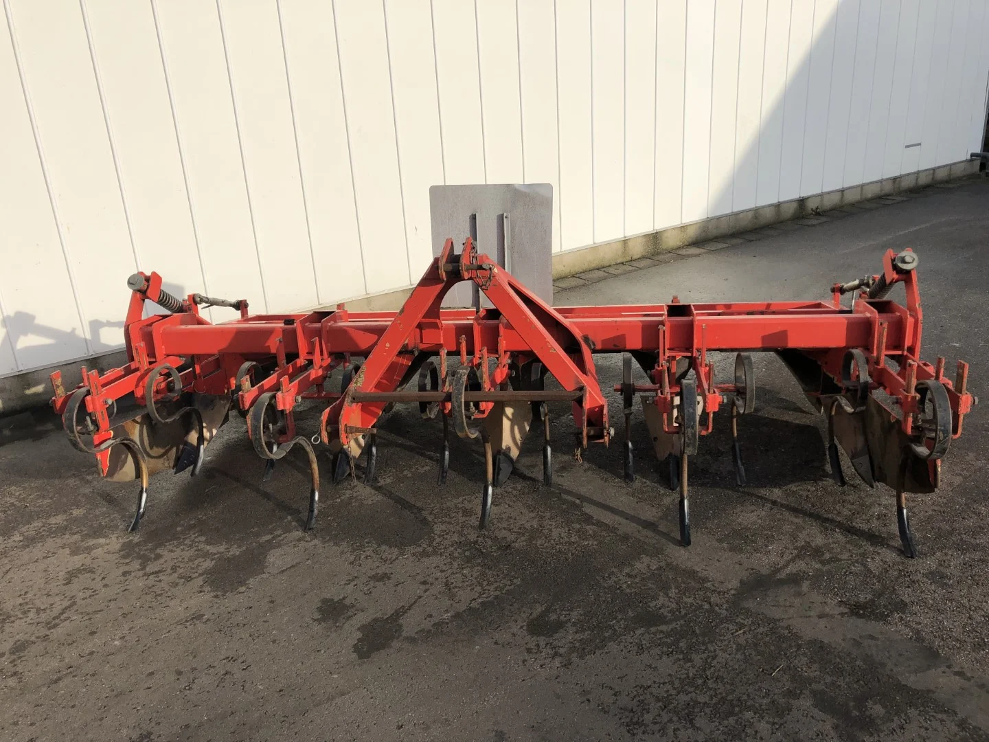 Grimme potato ridge former for great even-formed ridge • Duijndam Machines