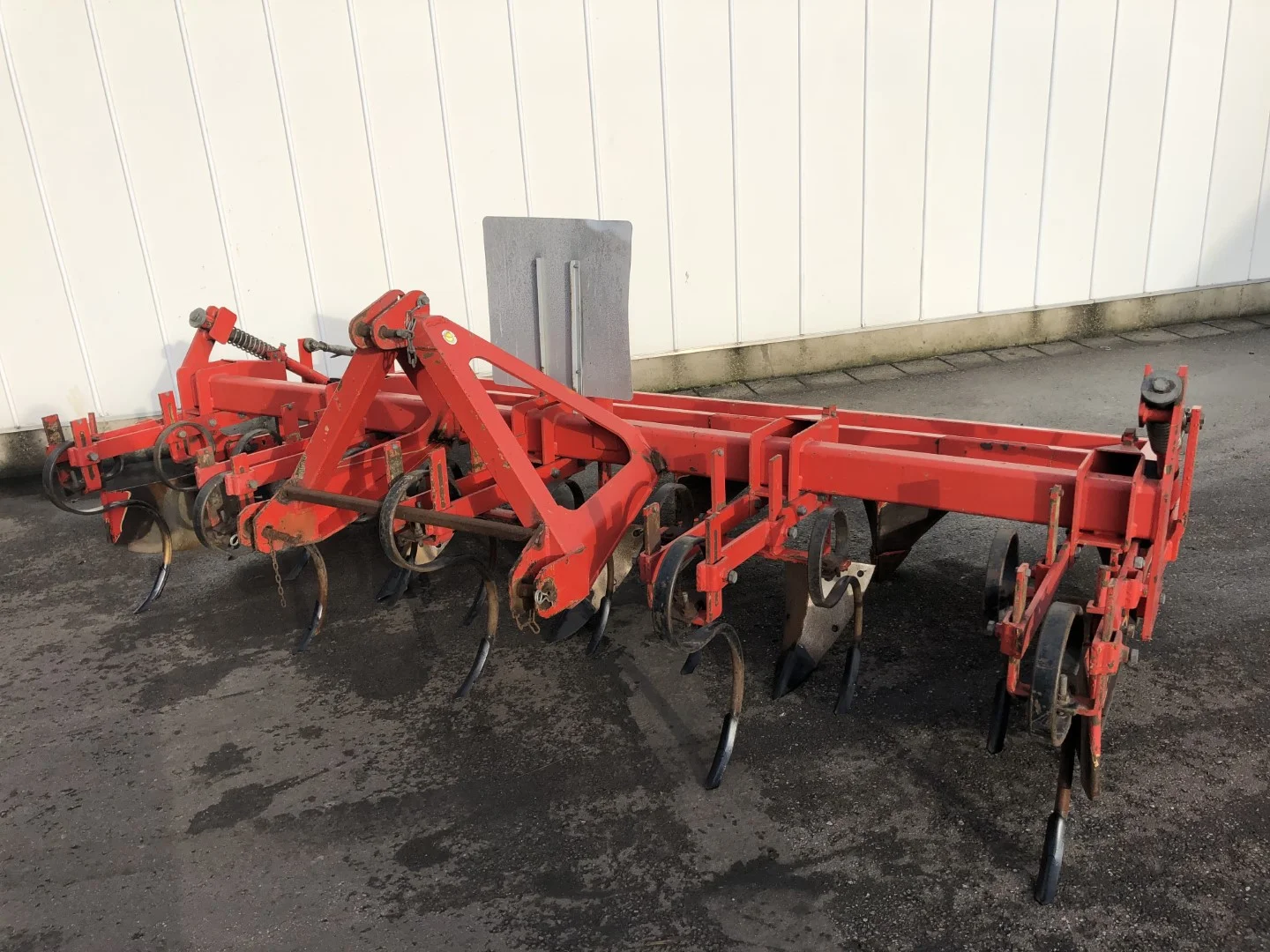 Grimme potato ridge former for great even-formed ridge • Duijndam Machines