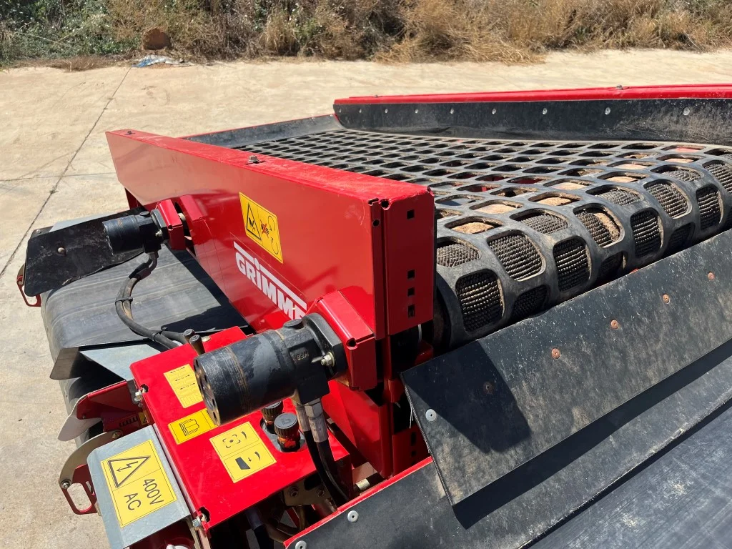 Grimme WG900 pre-sorting web grader sorting machine • Duijndam Machines