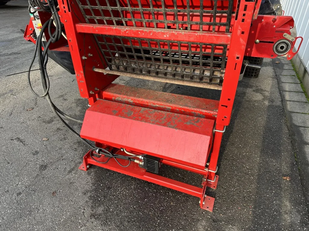 Grimme WG900 pre-sorting web grader sorting machine • Duijndam Machines