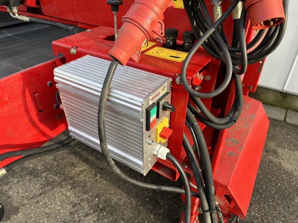 Grimme WG900 pre-sorting web grader sorting machine • Duijndam Machines