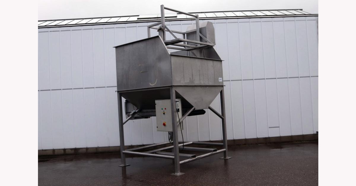 Grisnich stainless steel hopper with box tipper • Duijndam Machines