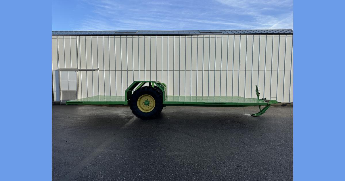 Doornbos harvesting trailer for 6 cabage boxes • Duijndam Machines