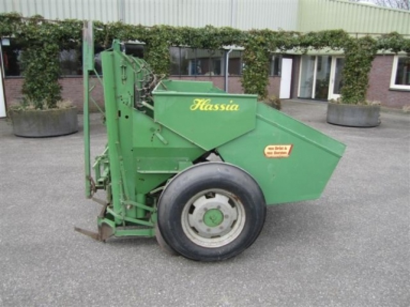 Hassia Legemaschine 4-reihig • Duijndam Machines