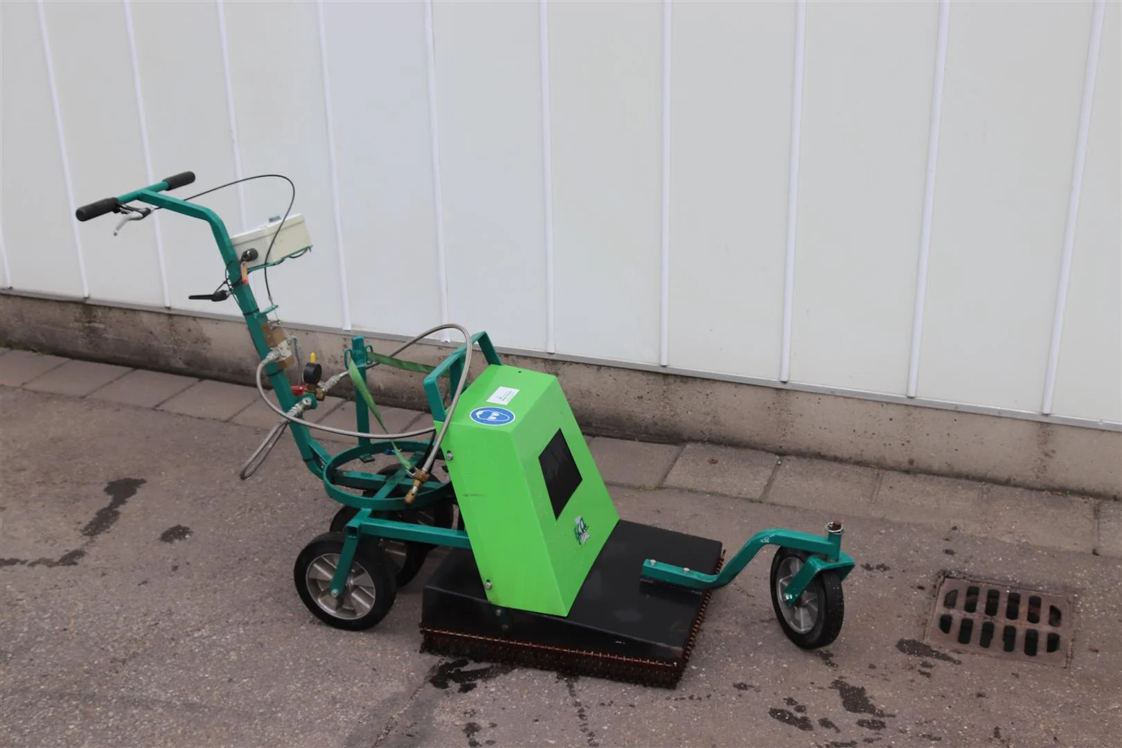 Weed Control Flame Select weed burner • Duijndam Machines