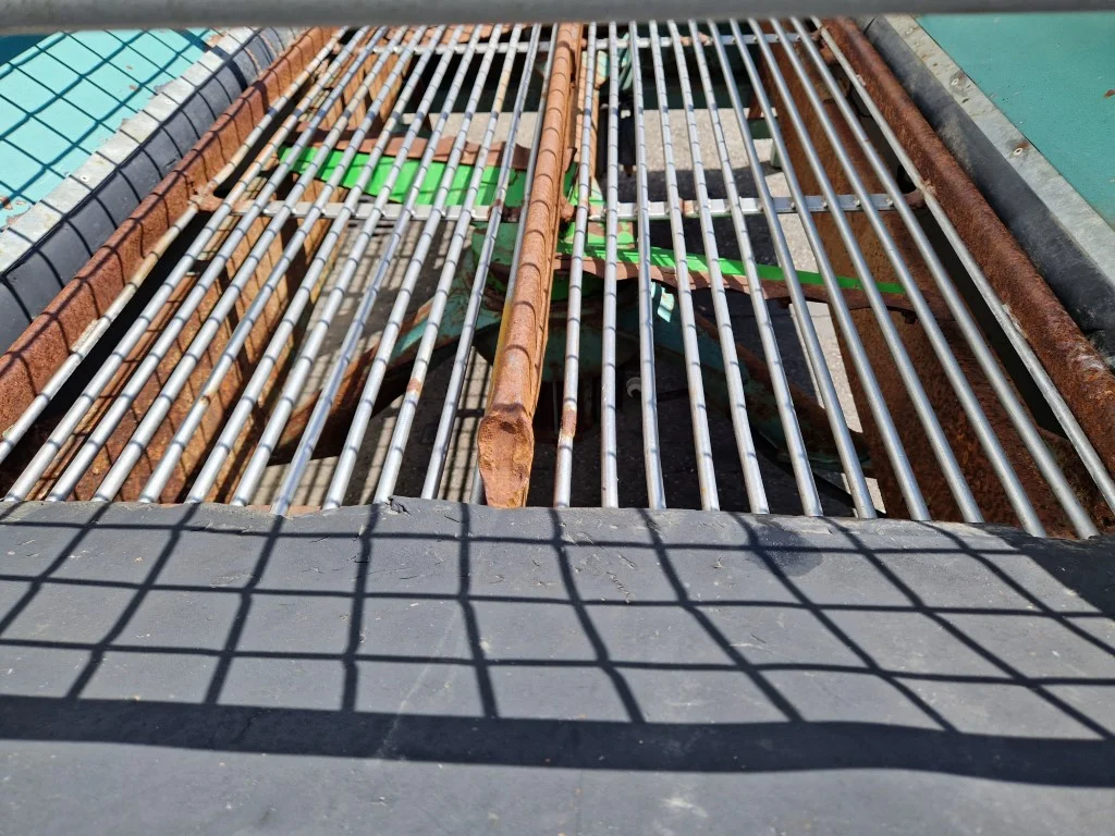 Holaras AS10 onion neck topper with two knives • Duijndam Machines