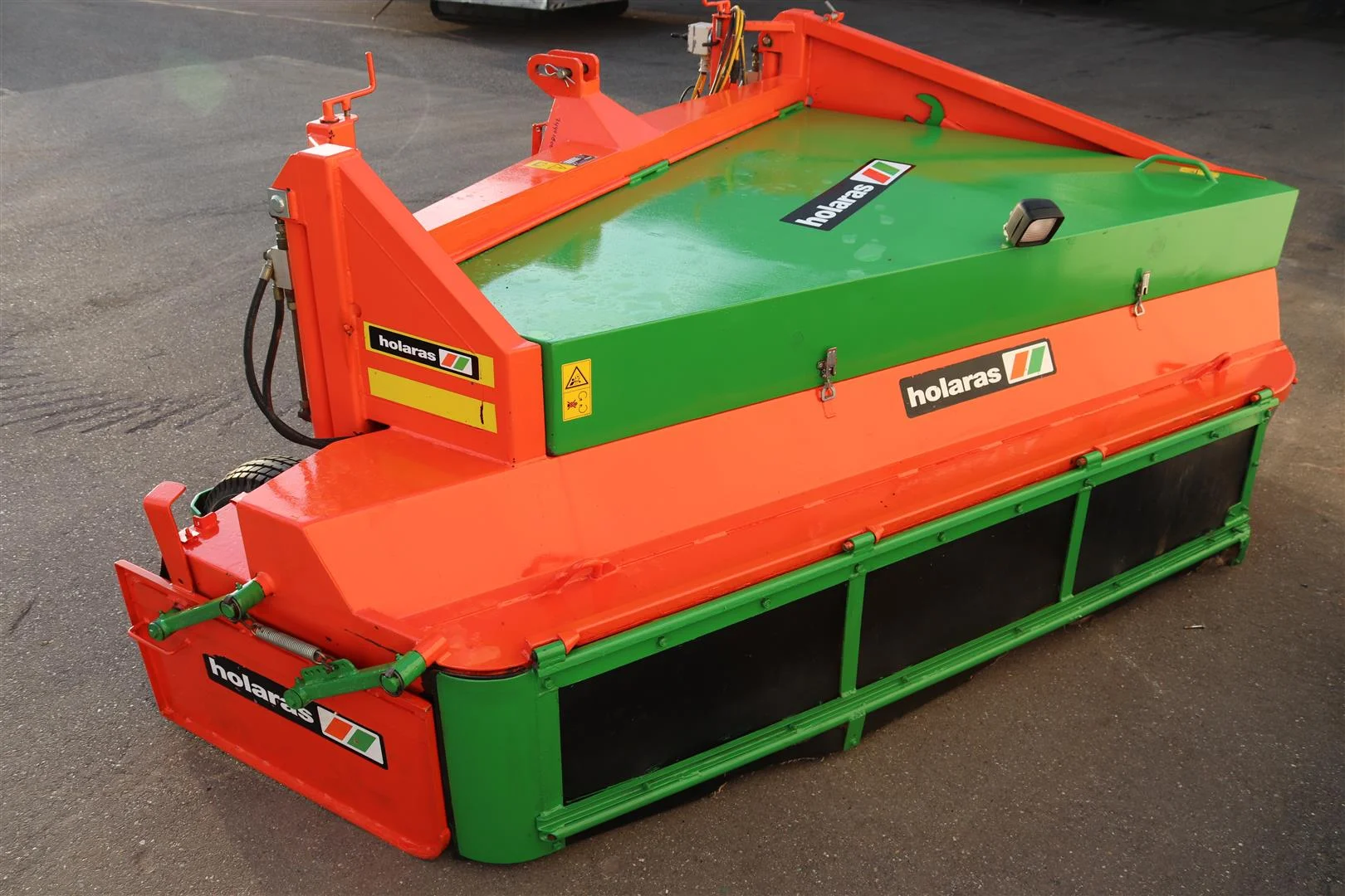 Holaras onion topper for field topping • Duijndam Machines