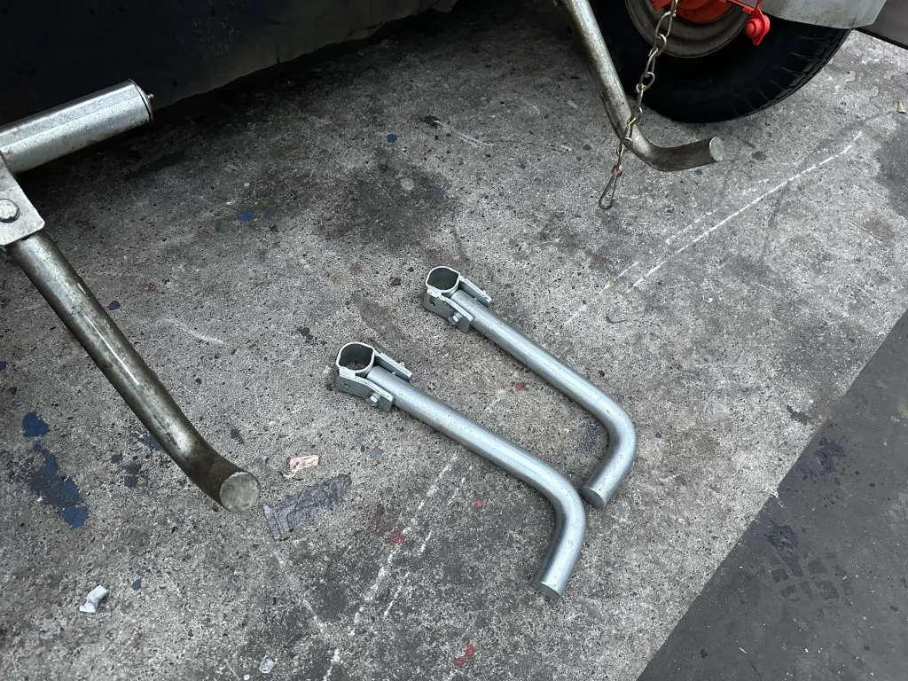 Holaras UM 150-F onion haulm topper • Duijndam Machines