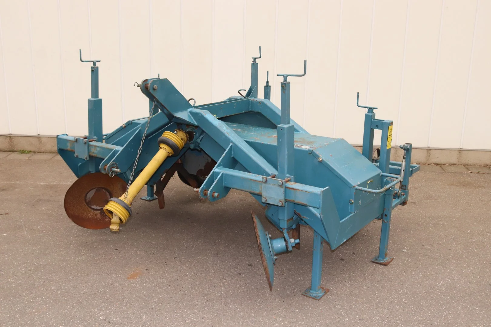 Imants hillformer for asparagus • Duijndam Machines