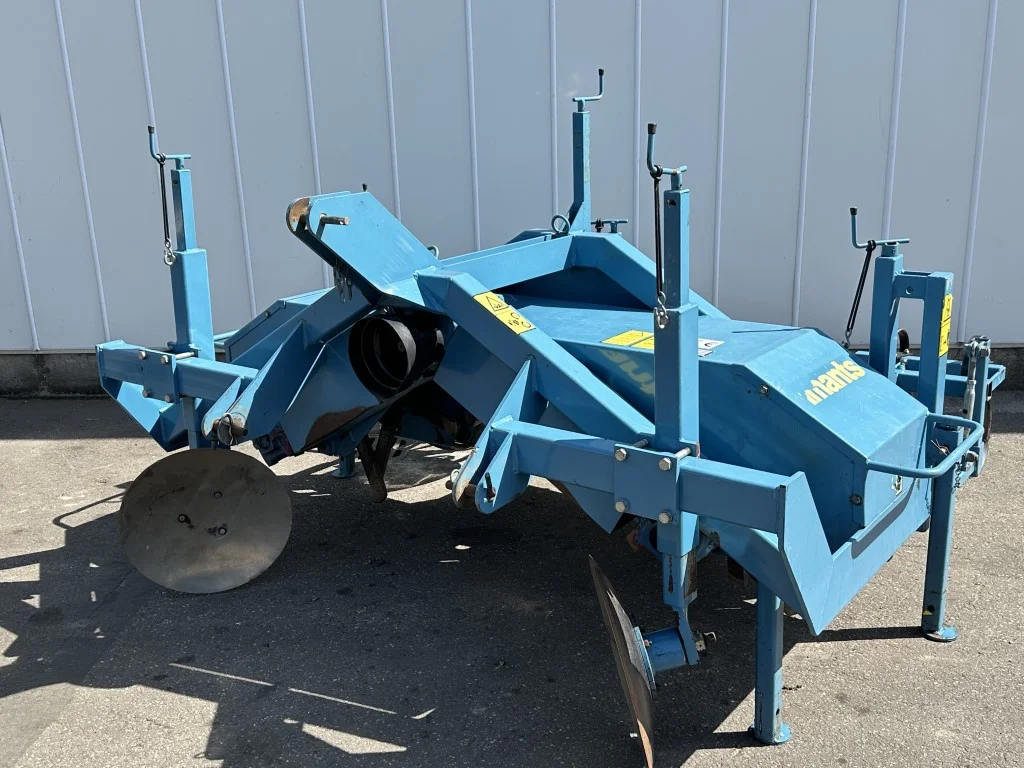 Imants IRF-III hillformer for asparagus • Duijndam Machines