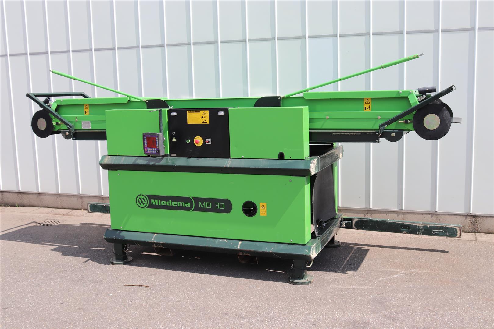 Miedema MB33 boxfiller • Duijndam Machines