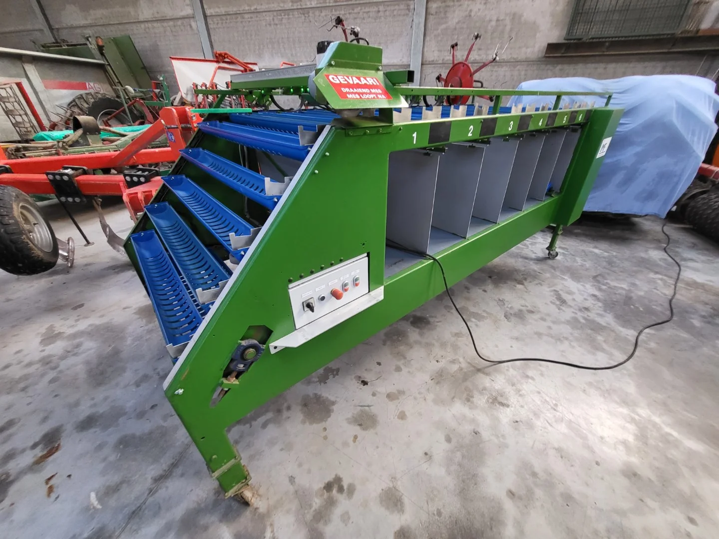 Jamafa rose length sorting machine with 6 stations and cutter ...