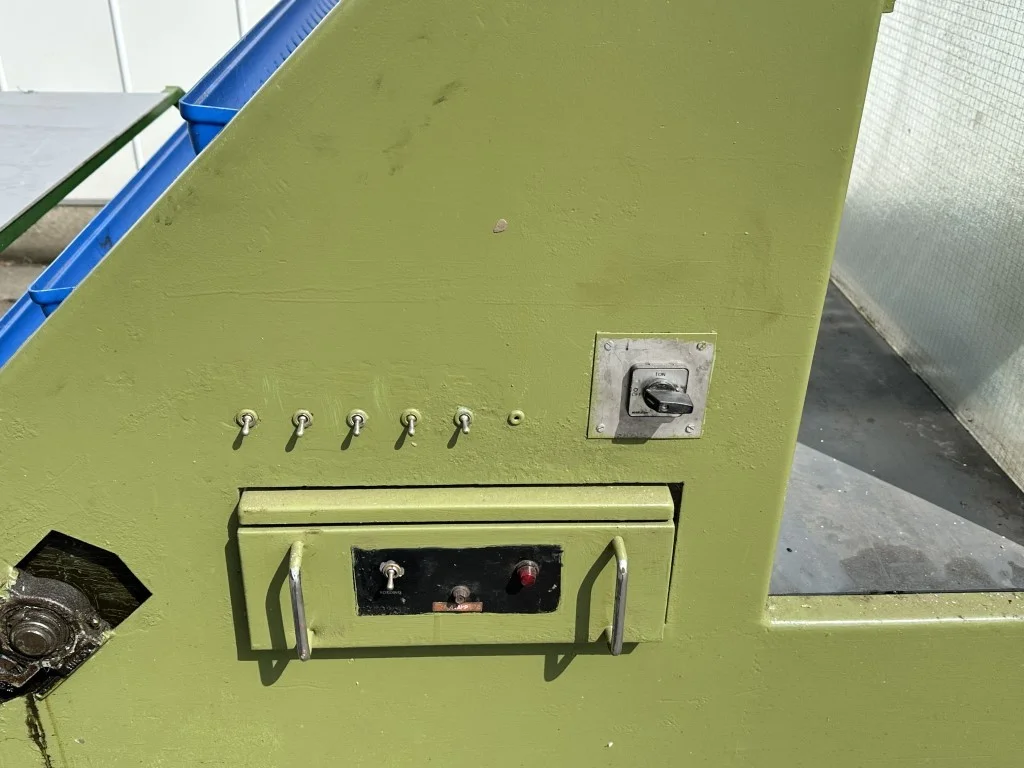 Jamafa rosegrader with 6 sortings • Duijndam Machines