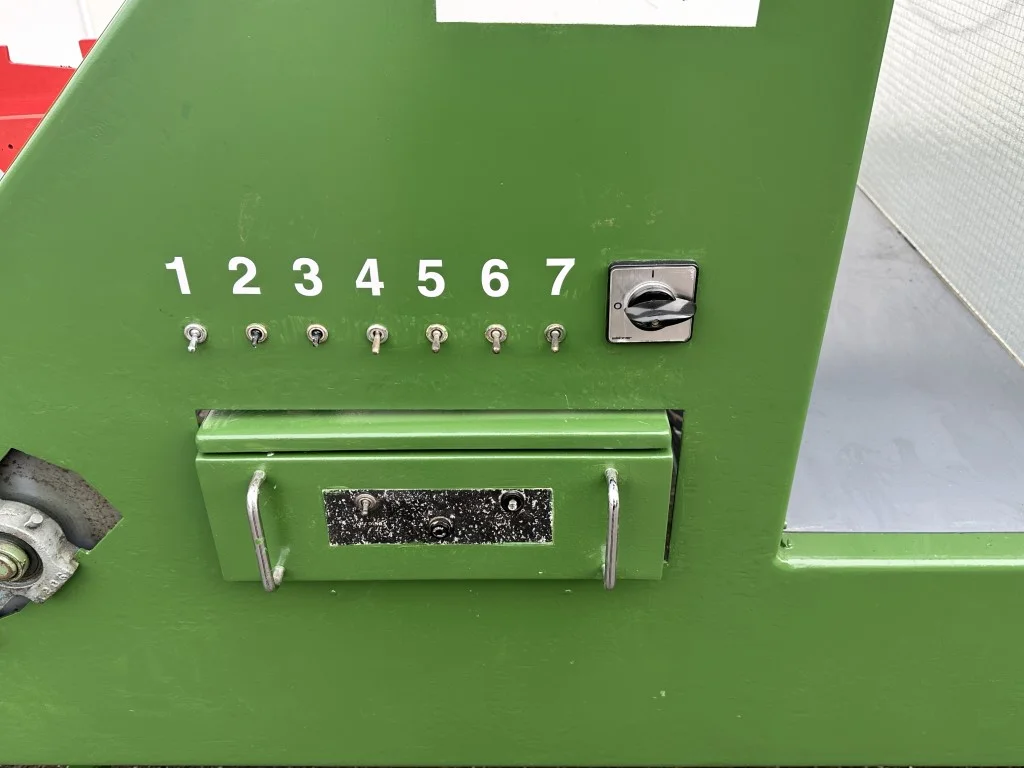 Jamafa rosegrader with 7 sortings and cutter • Duijndam Machines