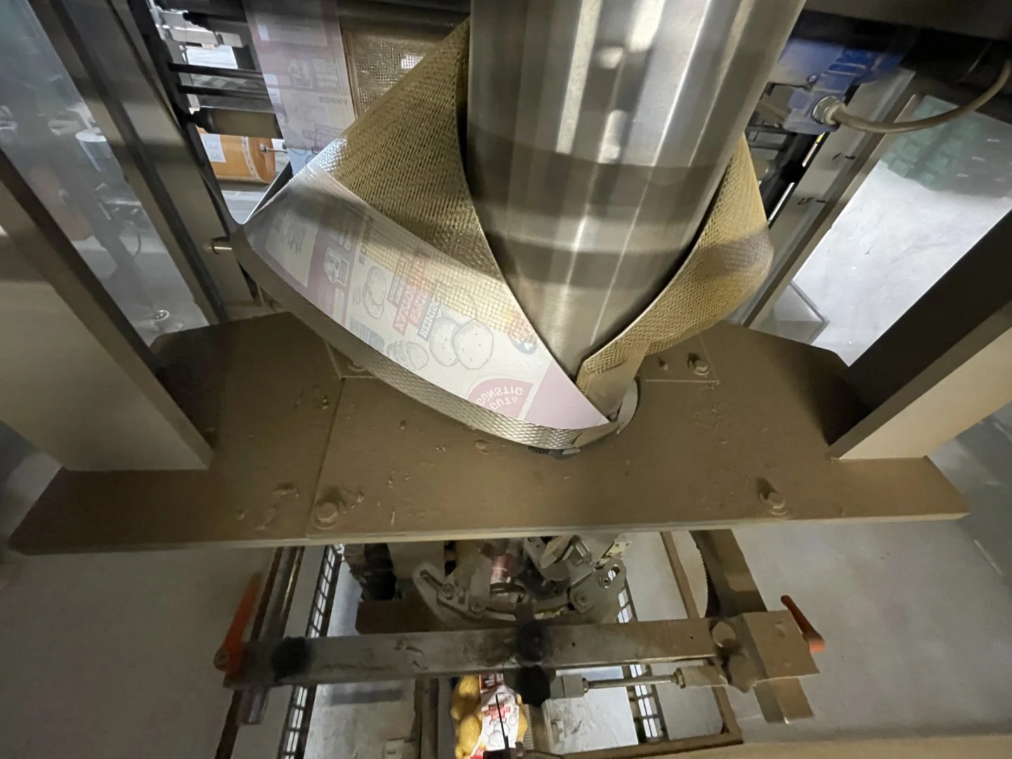 Jasa J350QP QuickPack vertical bagging machine - 2015 • Duijndam Machines