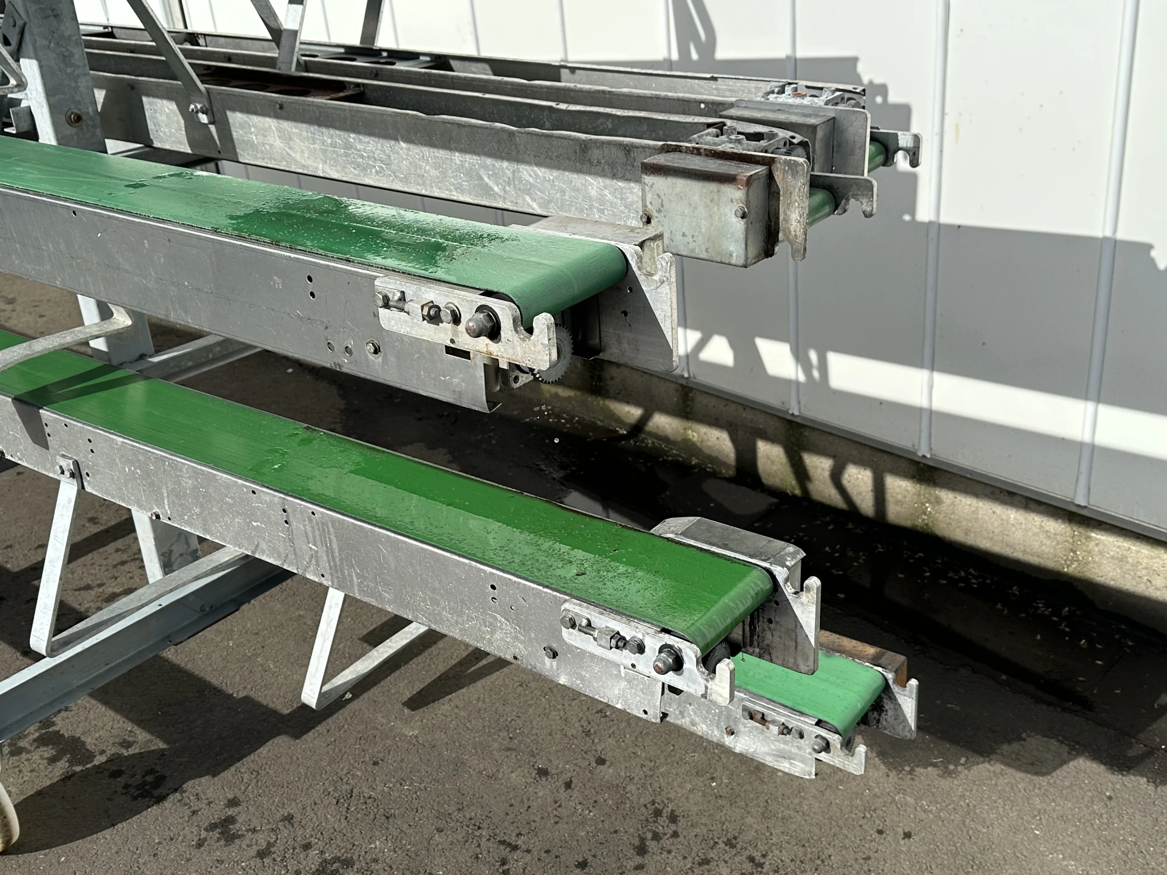 Javo conveyor system for potplants • Duijndam Machines