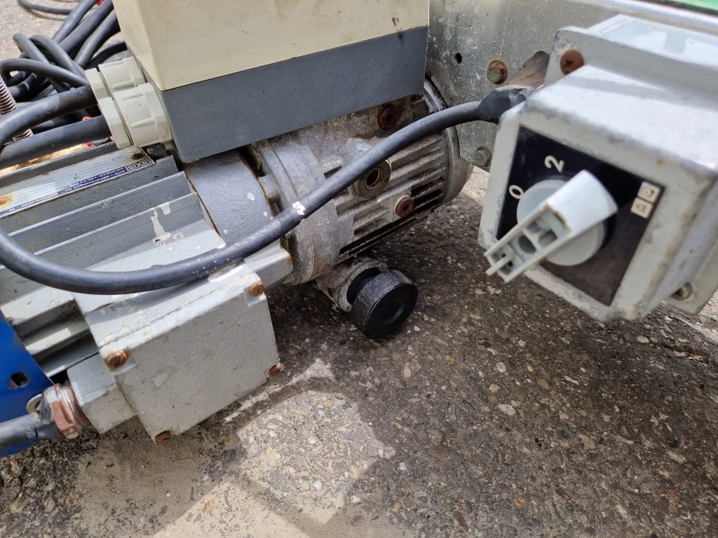 Javo 15 cm potted plant conveyor • Duijndam Machines