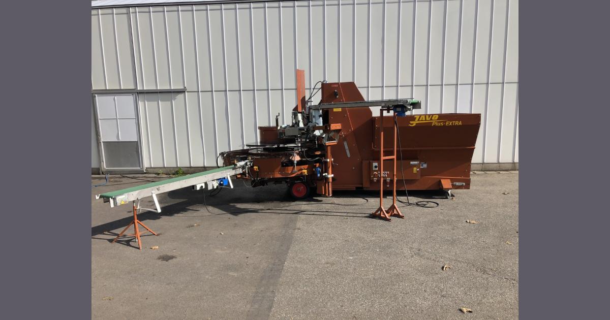 Javo Plus Extra potting machine for large pots • Duijndam Machines