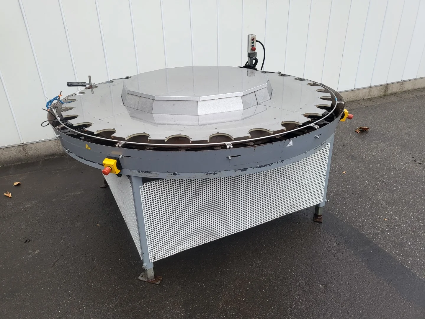 Javo pot carousel for p9 cm pots • Duijndam Machines