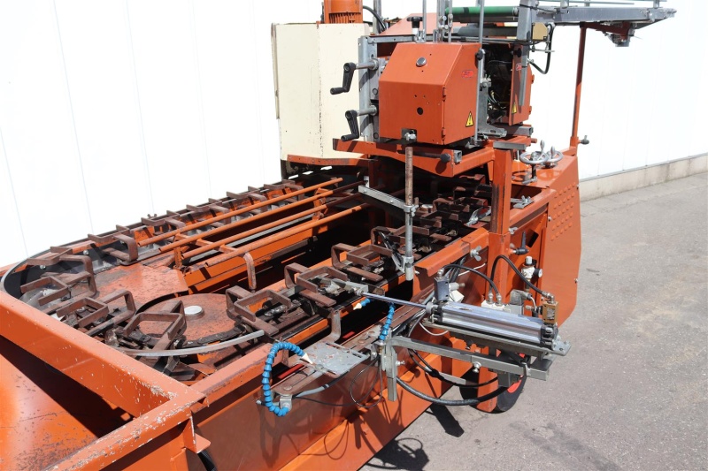 Javo standaard potting machine with pneumatic potdispenser • Duijndam ...