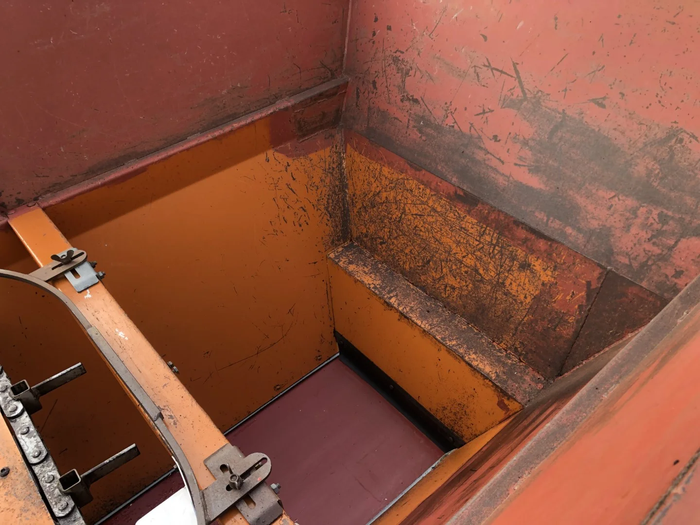 Javo Standaard potting machine with pneumatic pot dispenser and ...