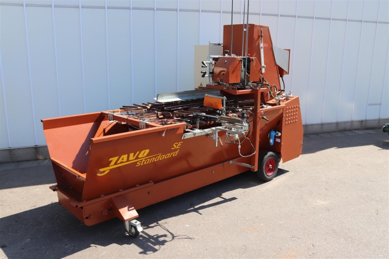 Javo Standaard SE potting machine with potdispenser and pneumatic ...