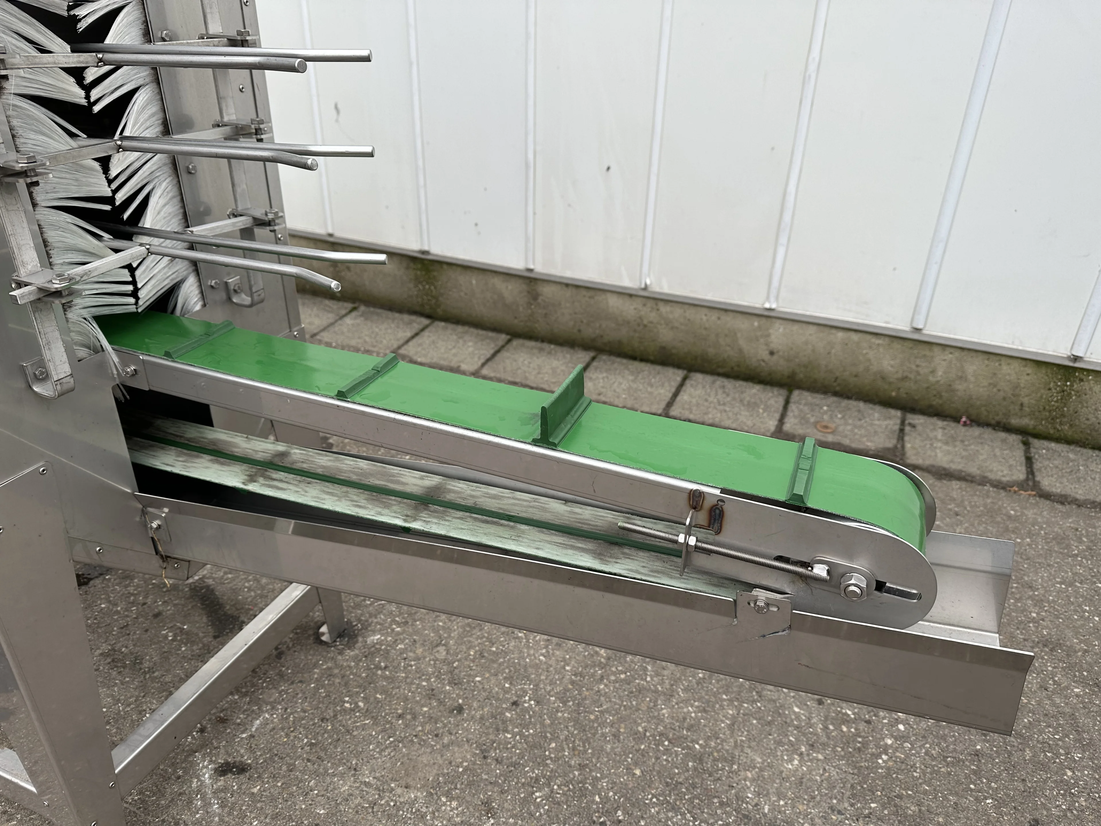 Javo tray cleaner • Duijndam Machines