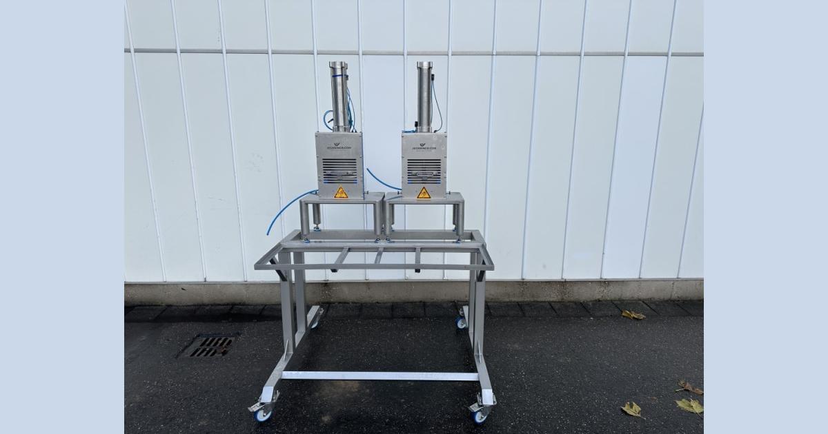 Jegerings PVP-300 cutting machine for pressing blocks of onions and ...